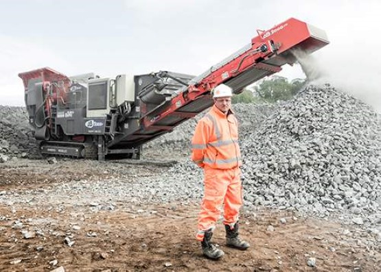 AB2000 double production with the Sandvik QJ341+ jaw crusher
